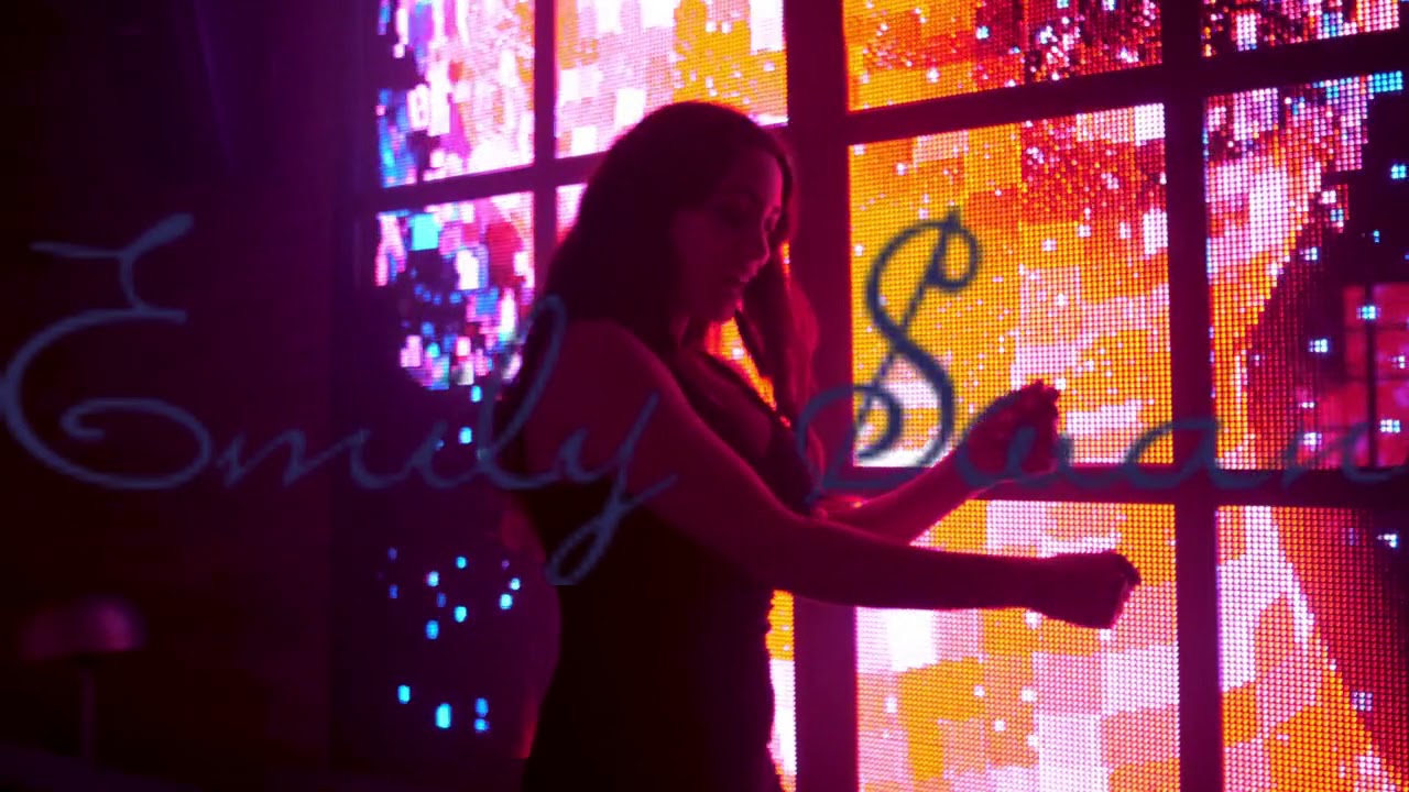 Emily Swan - Dancing Music Videos - Disco Music - Pub Music - YouTube