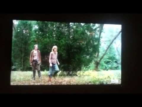 Carol kills Lizzie the walking dead - YouTube