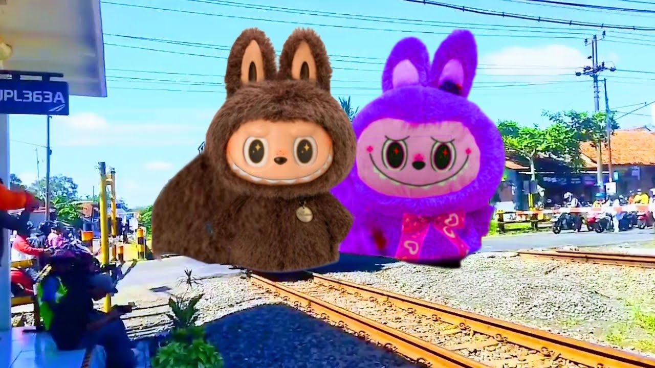 Kereta Api Panjang CC206 Pada Berubah Jadi Kikio Exe, Train Eater VS ...