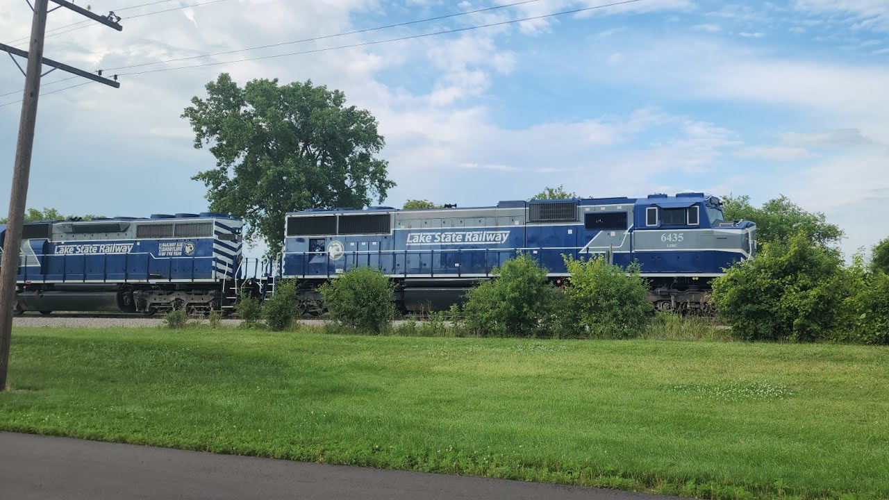 LSRC 6435 & LSRC 6301 Southbound Departure Saginaw Yard - YouTube