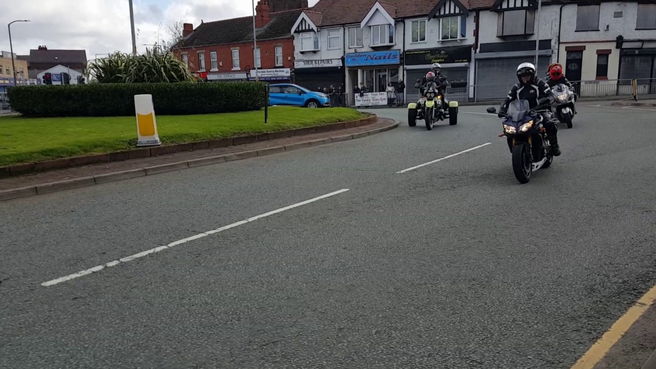 Wirral Egg Run 2017 at Moreton Cross - YouTube