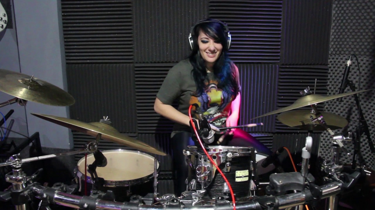 Ana de Ferreira - Uptown Funk (Mark Ronson) Drum Cover - Zildjian ...