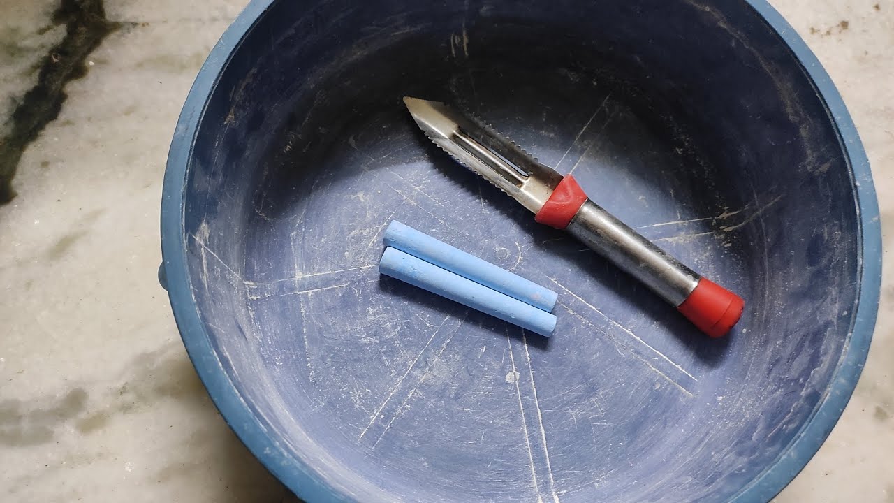 Grating Blue chalk 🔵#asmr - YouTube