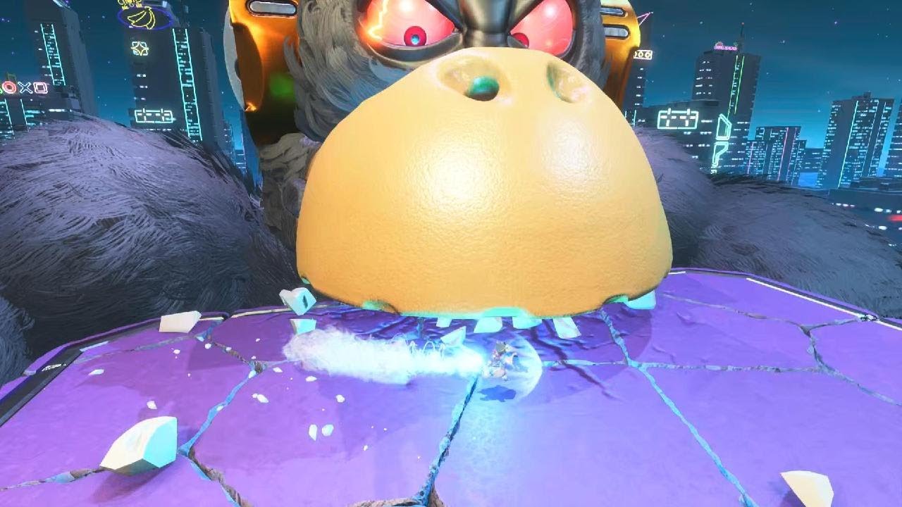 ASTRO BOT First Boss Fight - YouTube