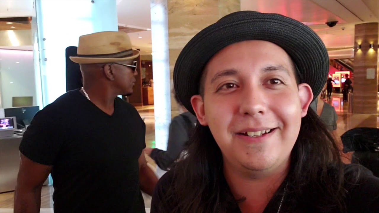 Chilly Vlog: Off to Miami - YouTube