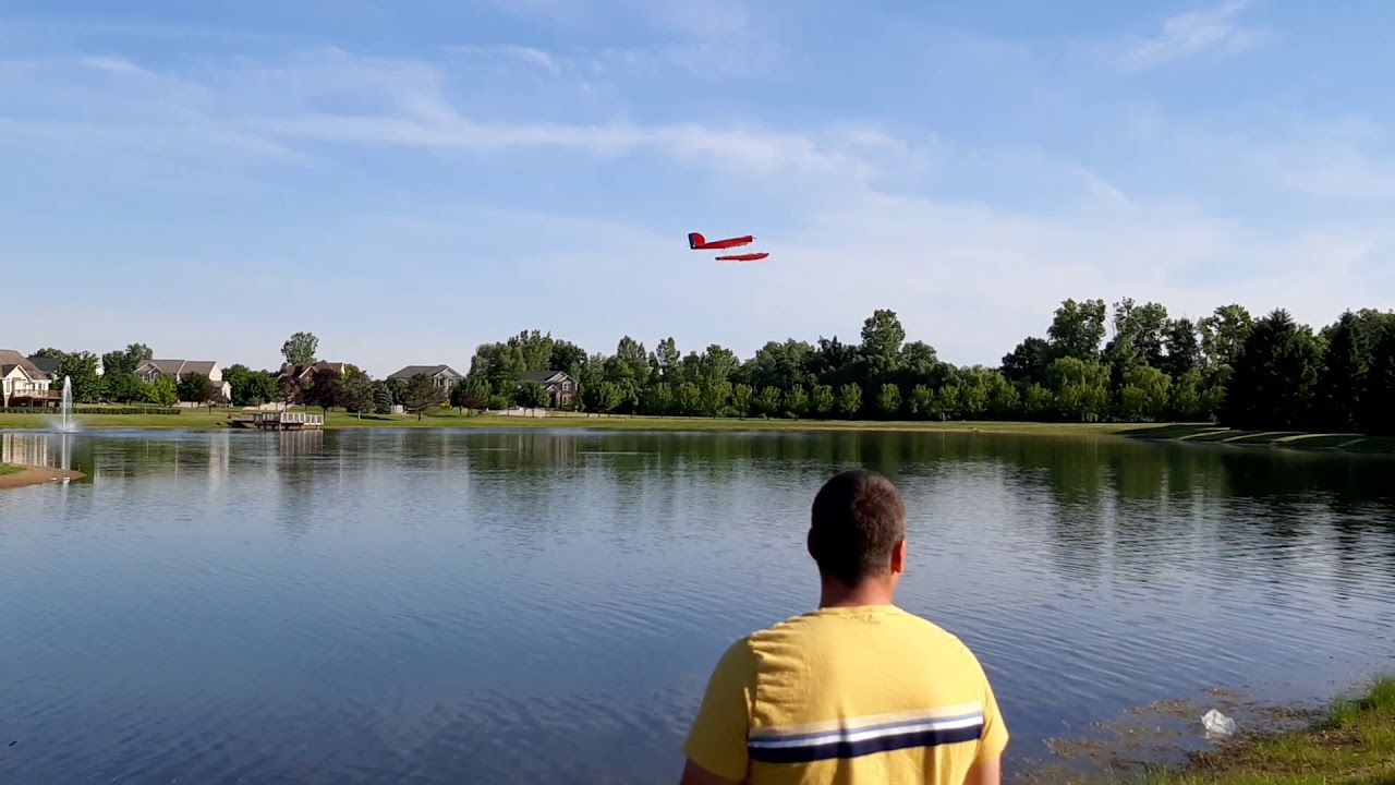 More floatplane flying - YouTube