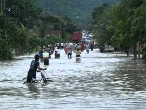 Inundaciones Rurrenabaque - YouTube