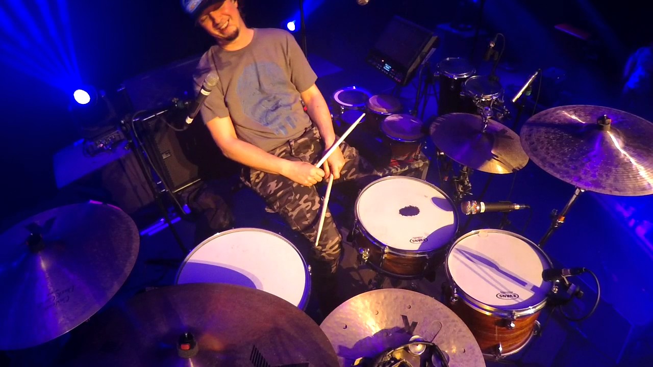 Adam Deitch, Lettuce, Lettsanity solo, Fox Oakland 3/17/17 - YouTube