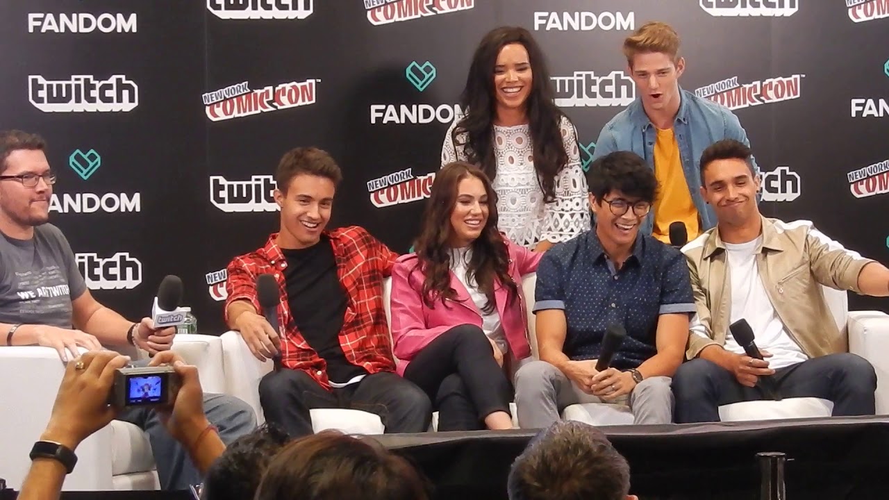 Highlights of Conversation w Cast of Power Rangers Ninja Steel at NYCC ...