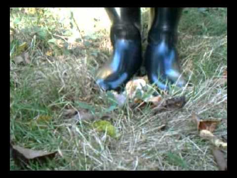 Juicy rubber riding boots - YouTube