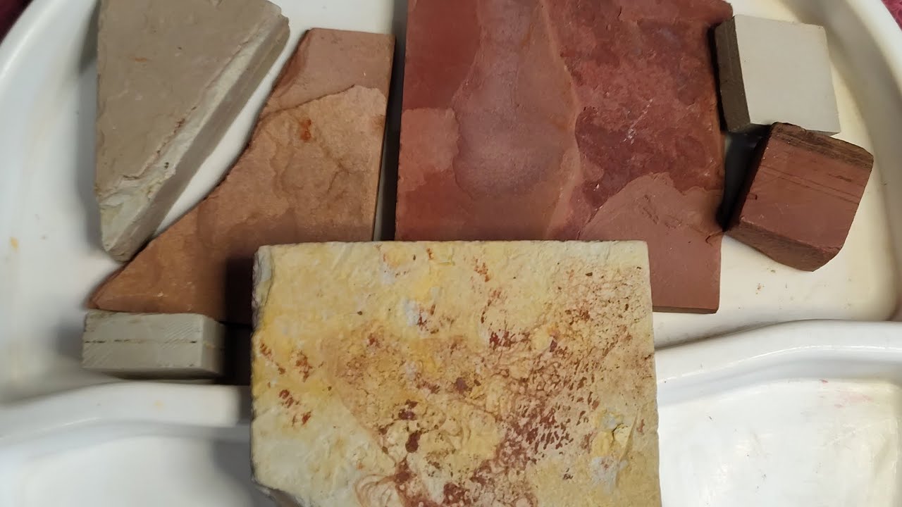 Red and white slate items square plates, triangle, cubes wet cleaning ...