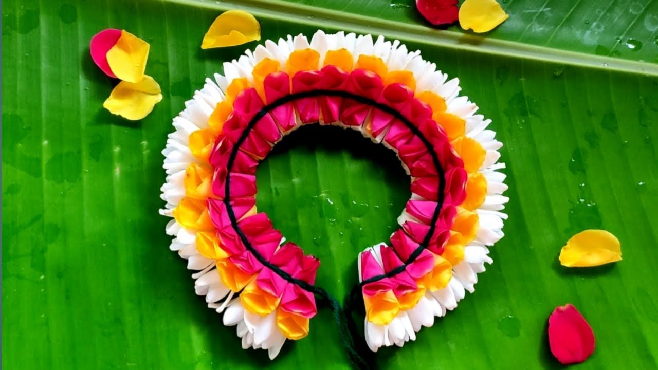 Sampangi poo veni/சம்பங்கி பூ கட்டுவது எப்படி - YouTube