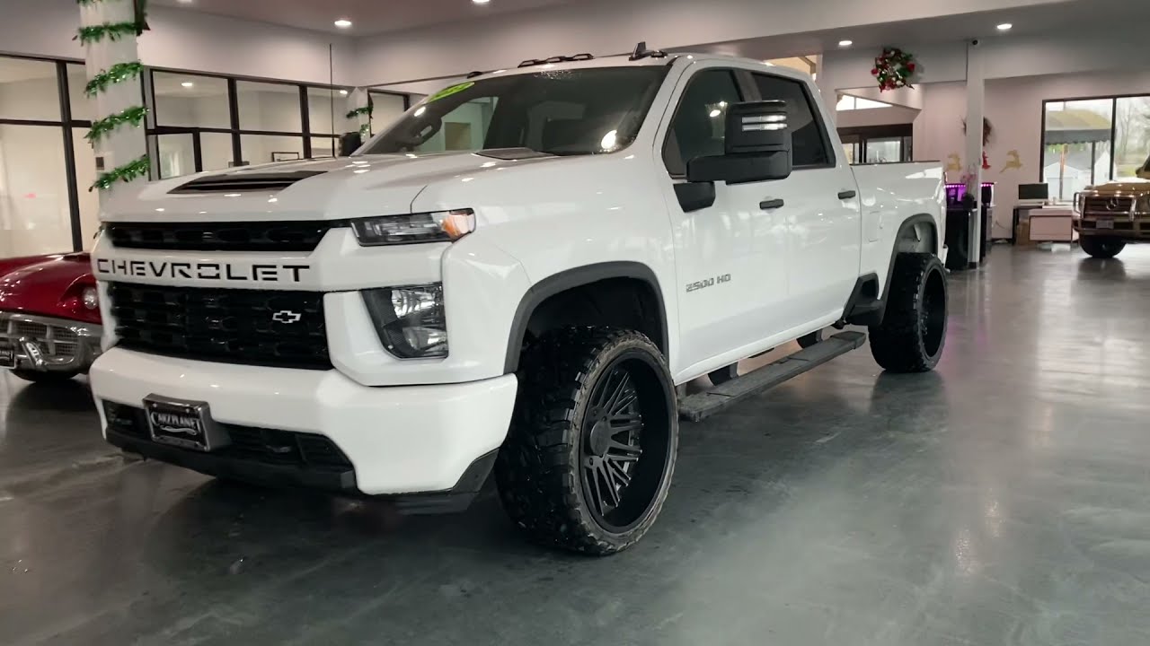 2022 Lowered Chevy Truck