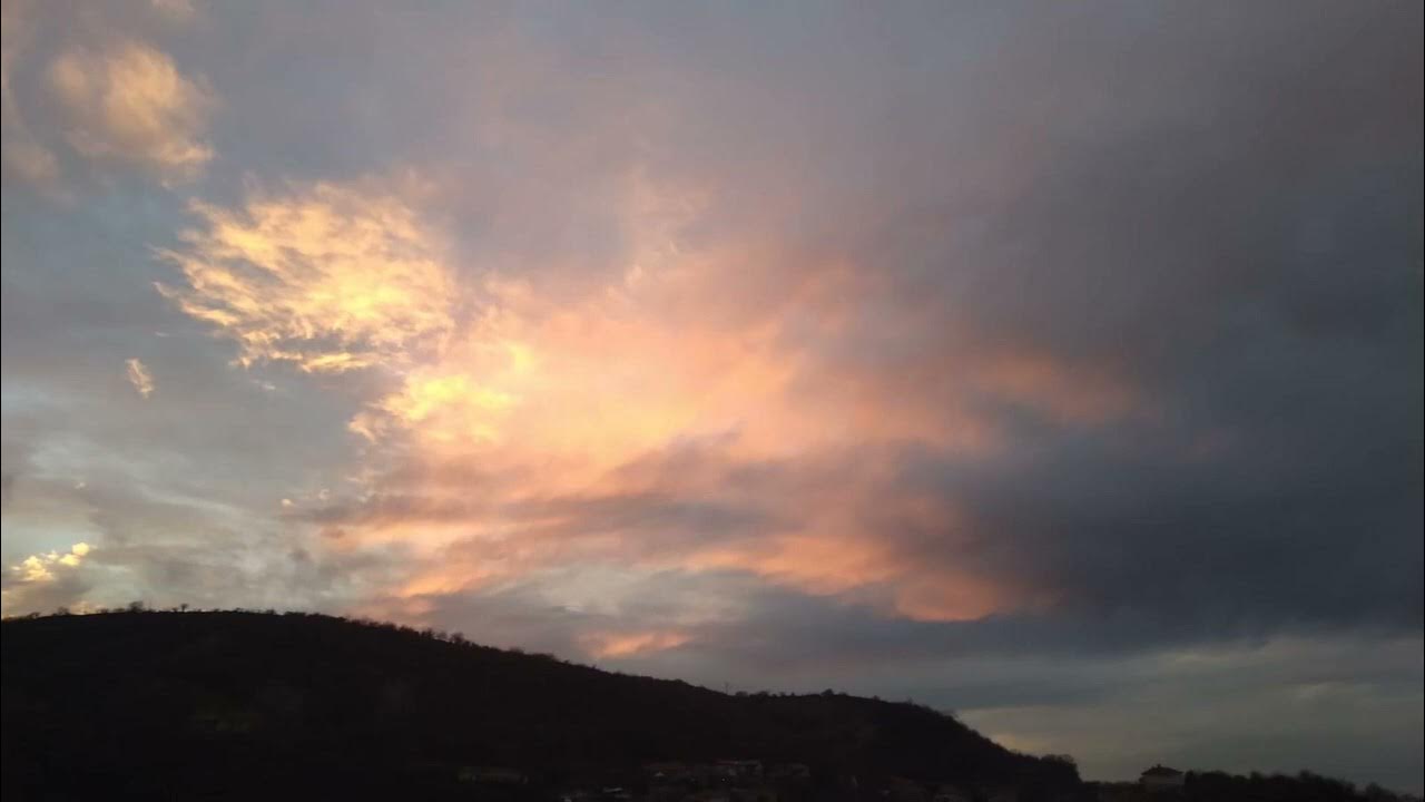 Регресия на Тони с водещ Борислав Русанов - YouTube