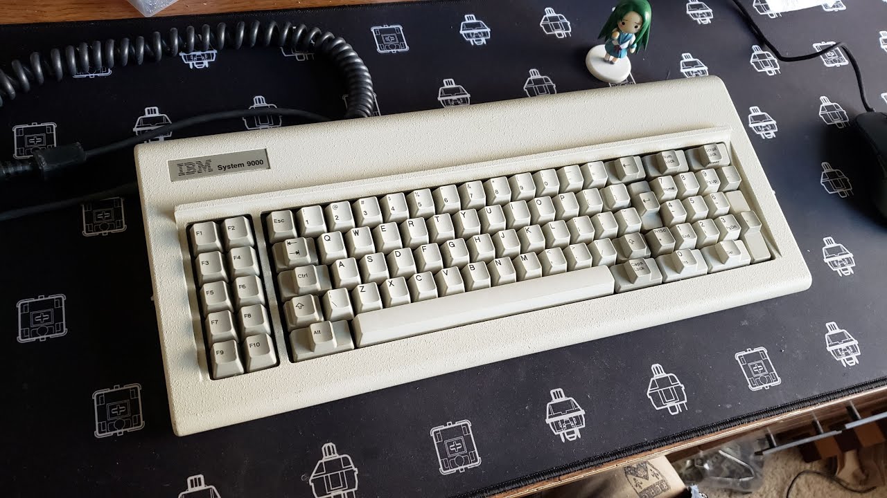 IBM System 9000 Keyboard Typing Demo - YouTube