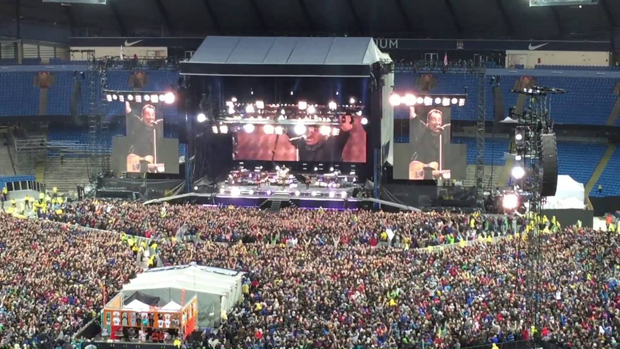 Bruce Springsteen - Born to run live 2016 - YouTube