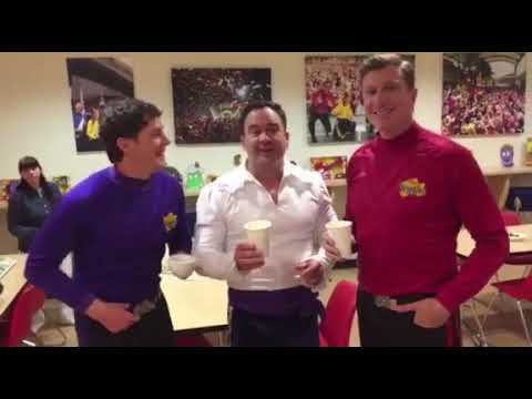 The Wiggles Lachy,Simon and The Captain Singing (read description ...