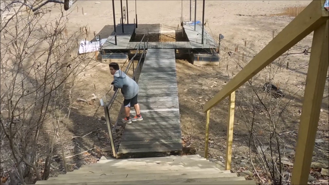 Lake Lanier Running Dry - YouTube