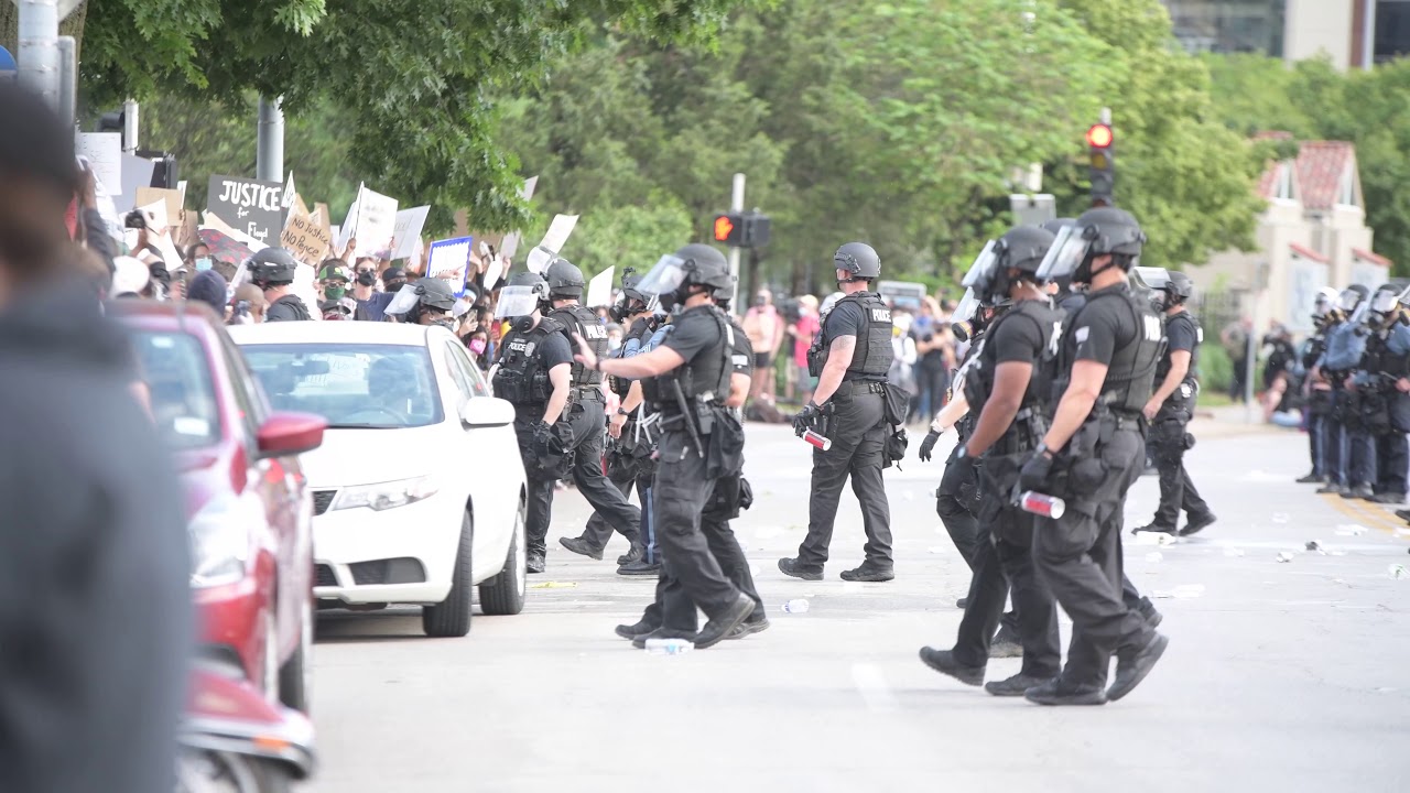 #Kansascity Kansas City Mo . 2020 protest on the plaza video by ...