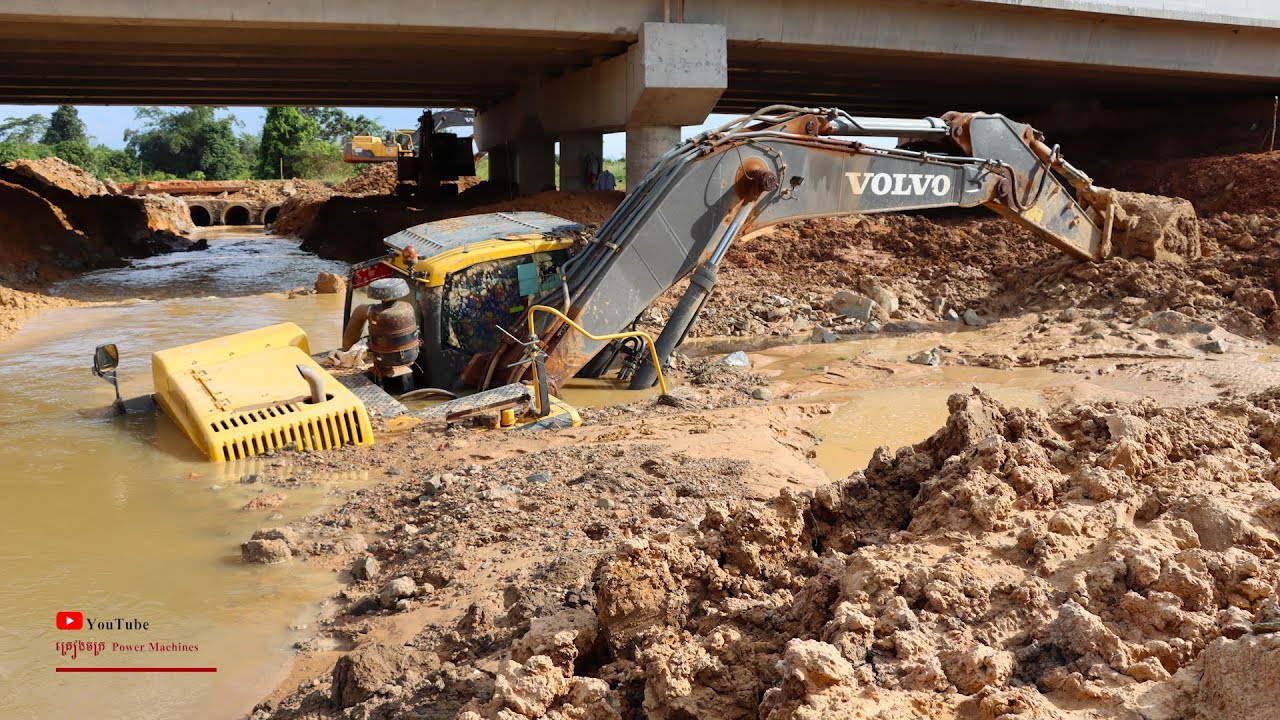 Incredible Excavator Accident Sinking Underwater Heavy Power Volvo ...