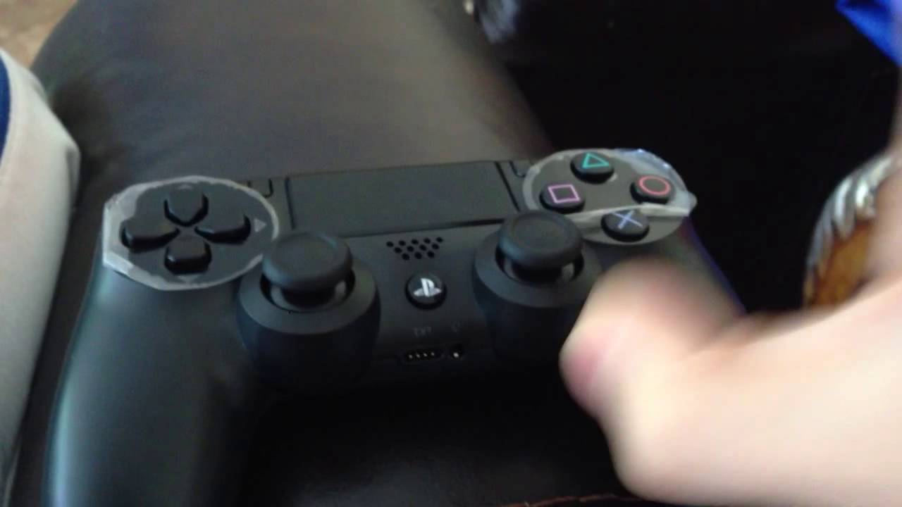 Flicking a ps4 controller - YouTube