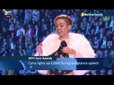 MTV Awards in Amsterdam: Miley Cyrus steals the show with dwarf twerking and marijuana smoking