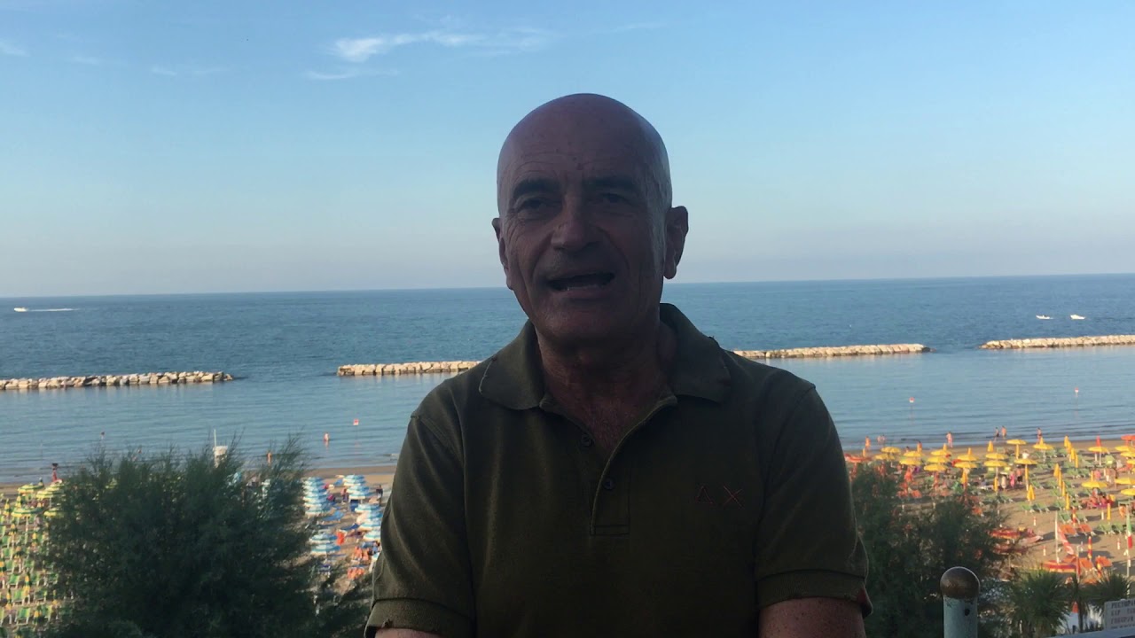 Les motos préférées du ducatiste Dario Marchetti - YouTube