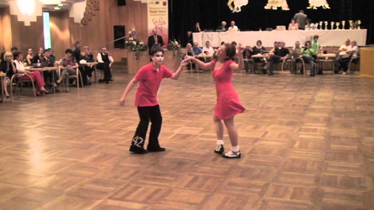 Denise Wolf & Michael Schön - schnelle Finalrunde - YouTube