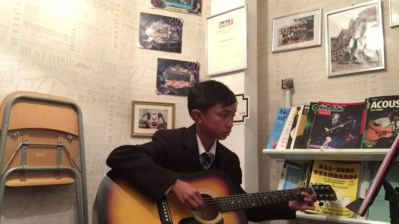 Day 5 | Sam Munoz | Deck The Halls | 24 Days Of Mayzmusik - YouTube