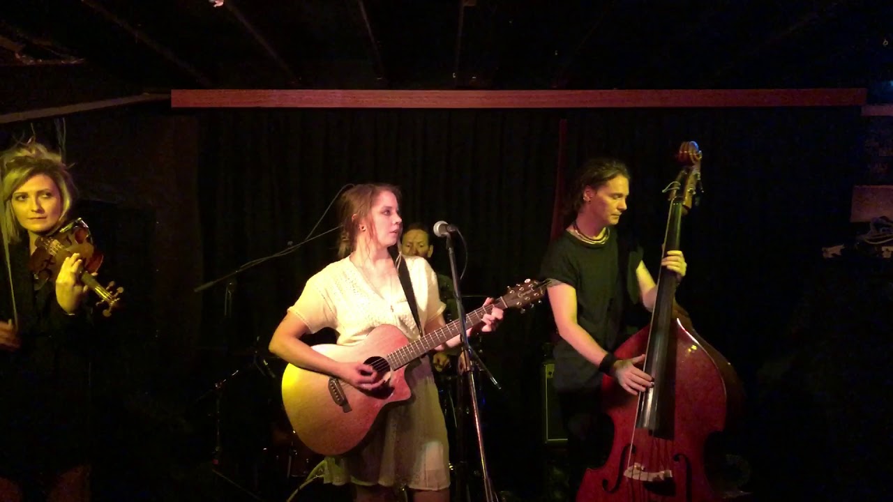 Locks ‘The Hangover song’ - YouTube