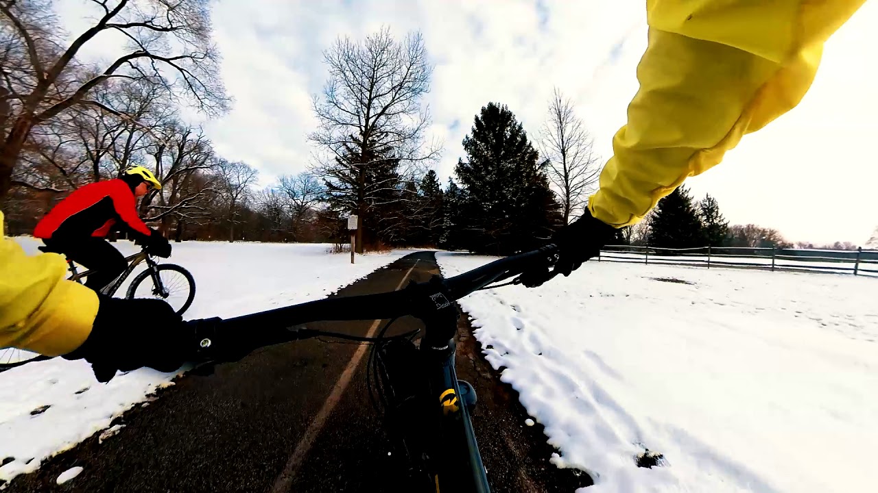 Snow ride in Ottawa Park, Toledo, Ohio Dec 2020 - YouTube