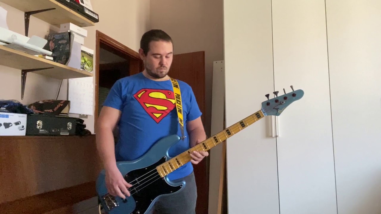 Muse Super Bass Medley - YouTube