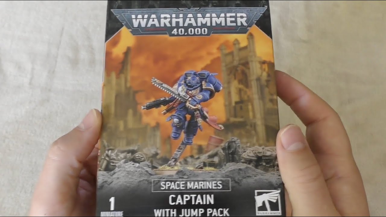 Space Marine Captain with Jump Pack - Unboxing (WH40K) - YouTube