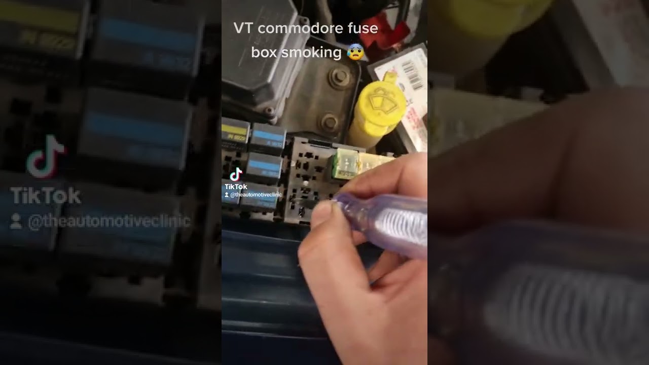 VT commodore fuse box smoking 😰 - YouTube