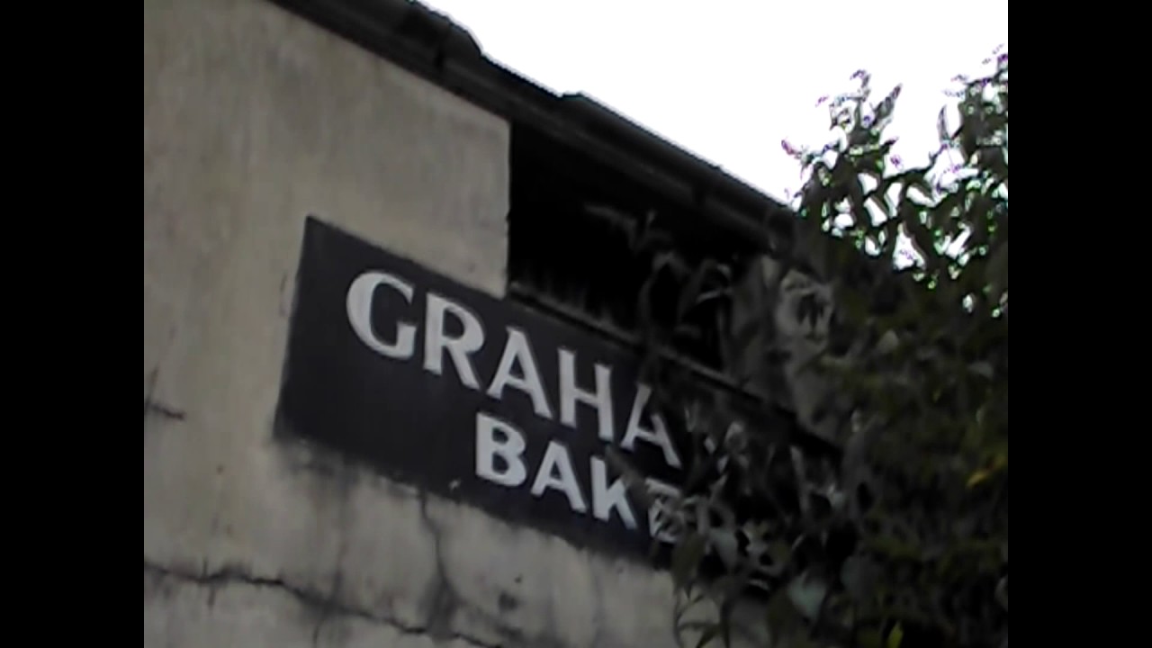 Abanndoned Graham Howells Bakery, Newport caught by police - YouTube