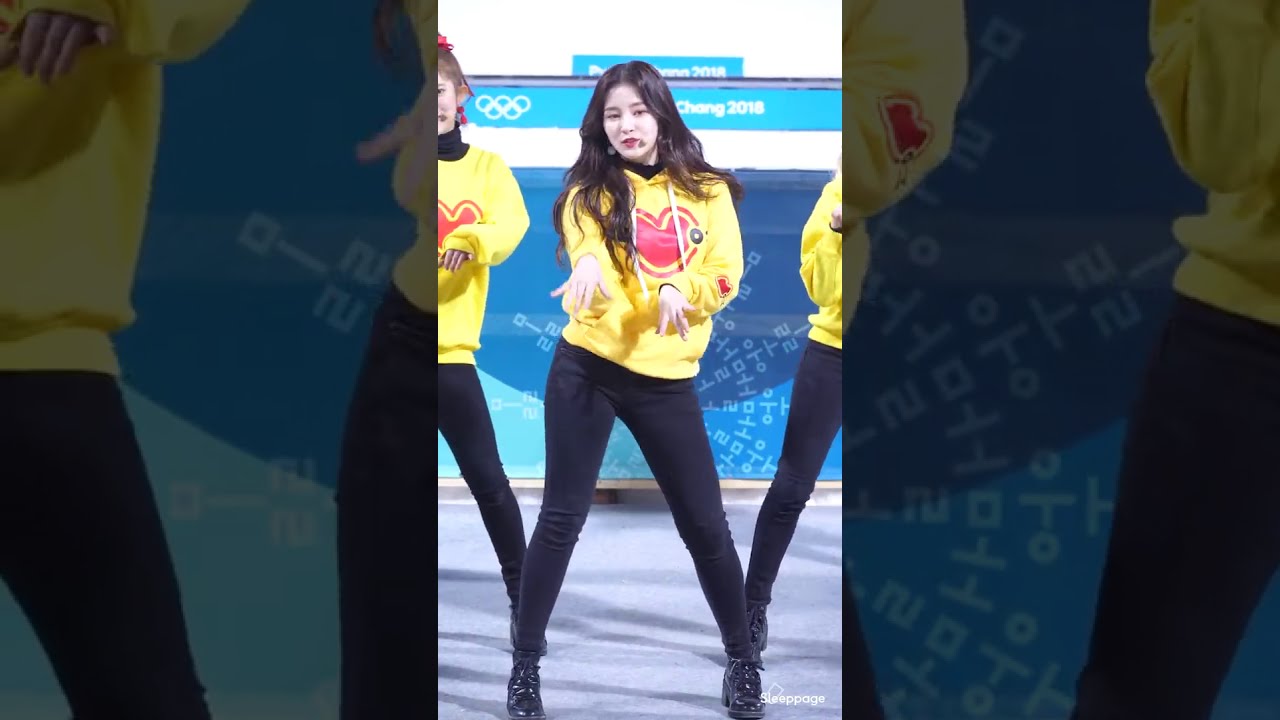 [4K ] Nancy Momoland Fancam Part 2 - YouTube
