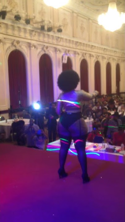 Noni Zondi live at London Miss African Beauty Curves - YouTube