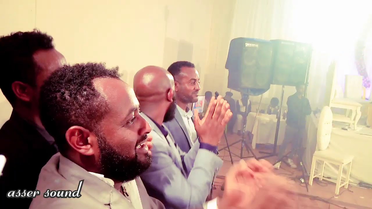 ጓይላ ኣብ መርዓ ብዲጄ B (danse with DIJEY B)2020 - YouTube