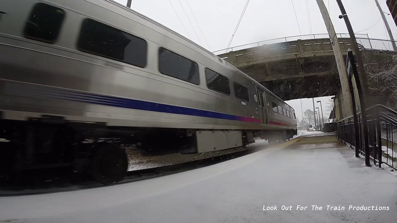 NJT/Tri-State Rail "Santa Train" 12.9.17 - YouTube