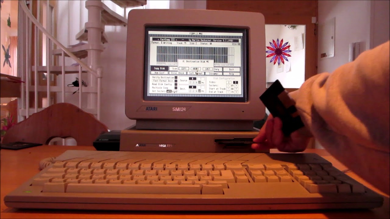 ATARI ST4 - Test des internen Diskettenlaufwerks - Musik: Notator mit ...