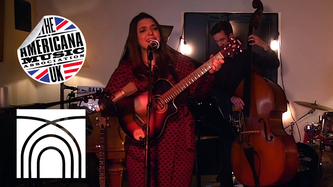 Daisy Chute - Throne // The Crypt Sessions - YouTube