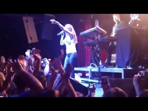 Lena Katina - Malchik Gay Live HD (t.A.T.u)