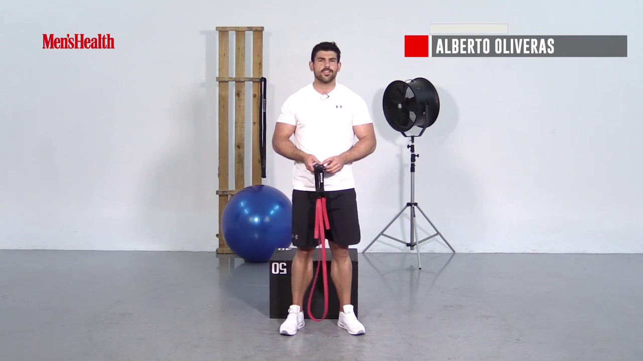 Fitness con banda elástica: Deltoides lateral | Men's Health España ...