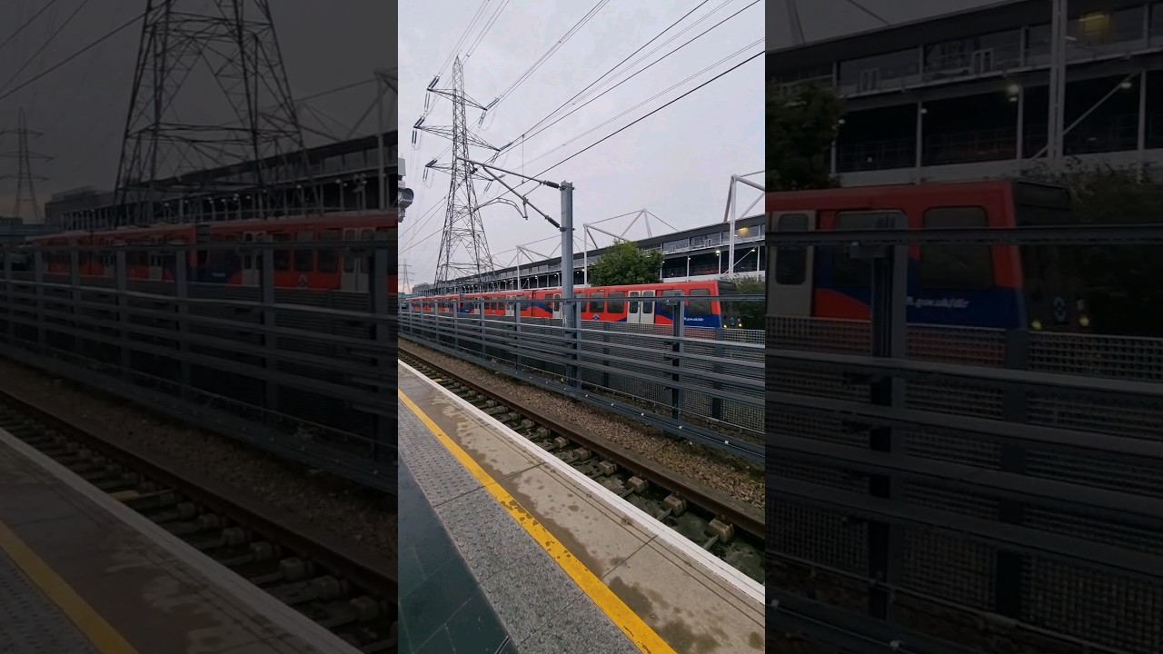 The Docklands Light Railway (DLR) is an automated light metro system ...