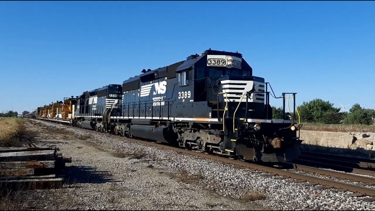 Norfolk Southern D49 at Yuton, IL - Oct. 18, 2021 - YouTube