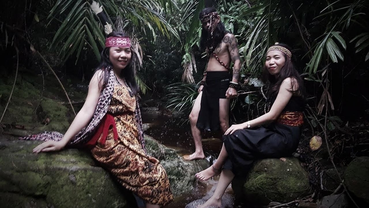KISAH BUKIT SELINDUNG TEMPAT AWAL MULA DAYAK SALAKO | KALIMANTAN BARAT ...