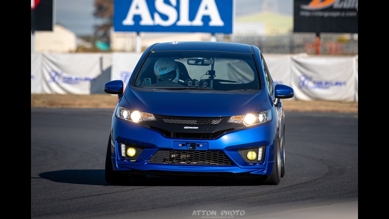 GK5 FIT(41.118公式)TC1000 A052 - YouTube