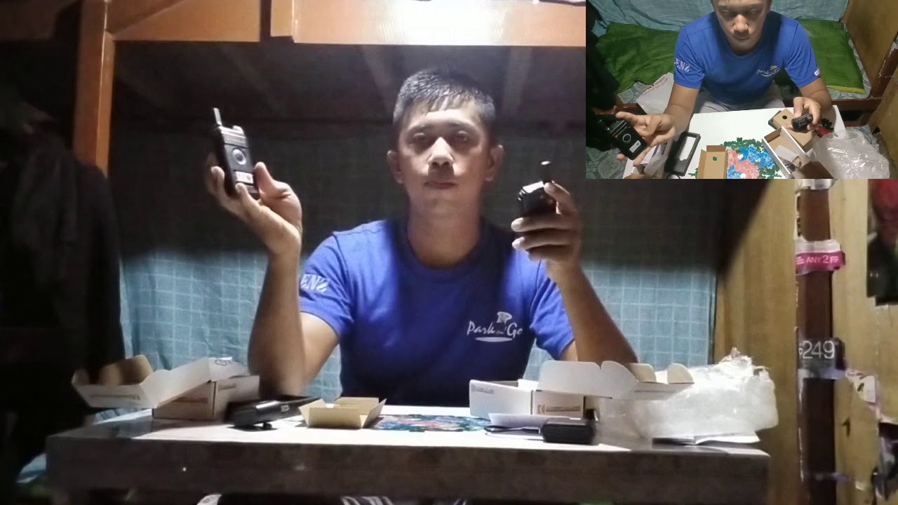 cignus XT1 UHF mini two way radio unboxing. - YouTube