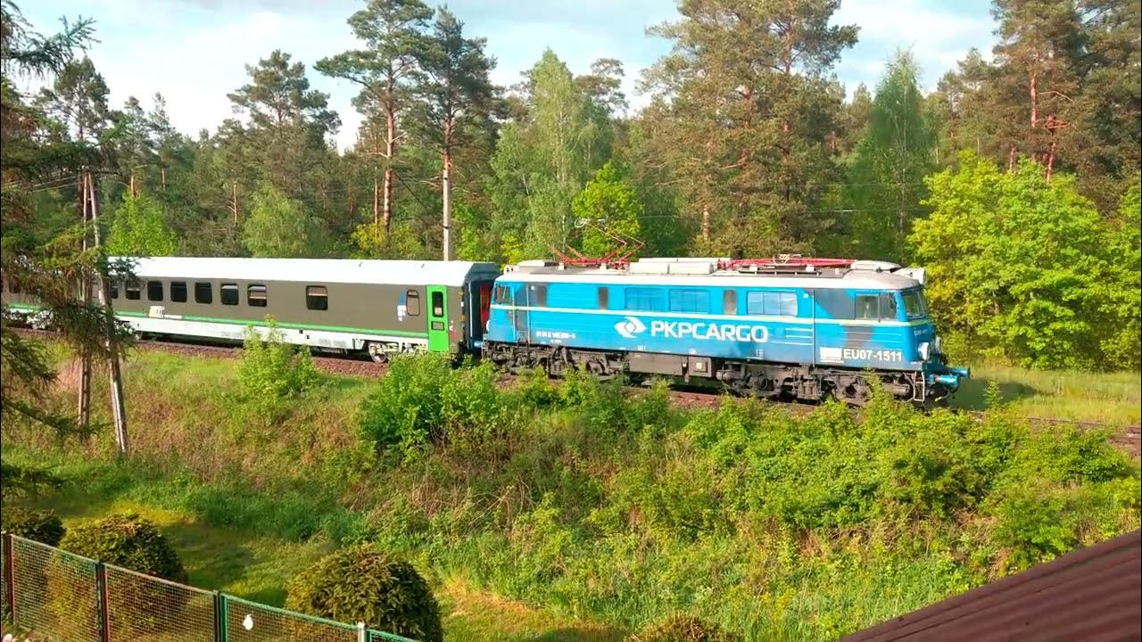 PKP Cargo: EU07-1511 z wagonami 175A i 140A w stronę Grajewa. 05.05.2024 r. - YouTube