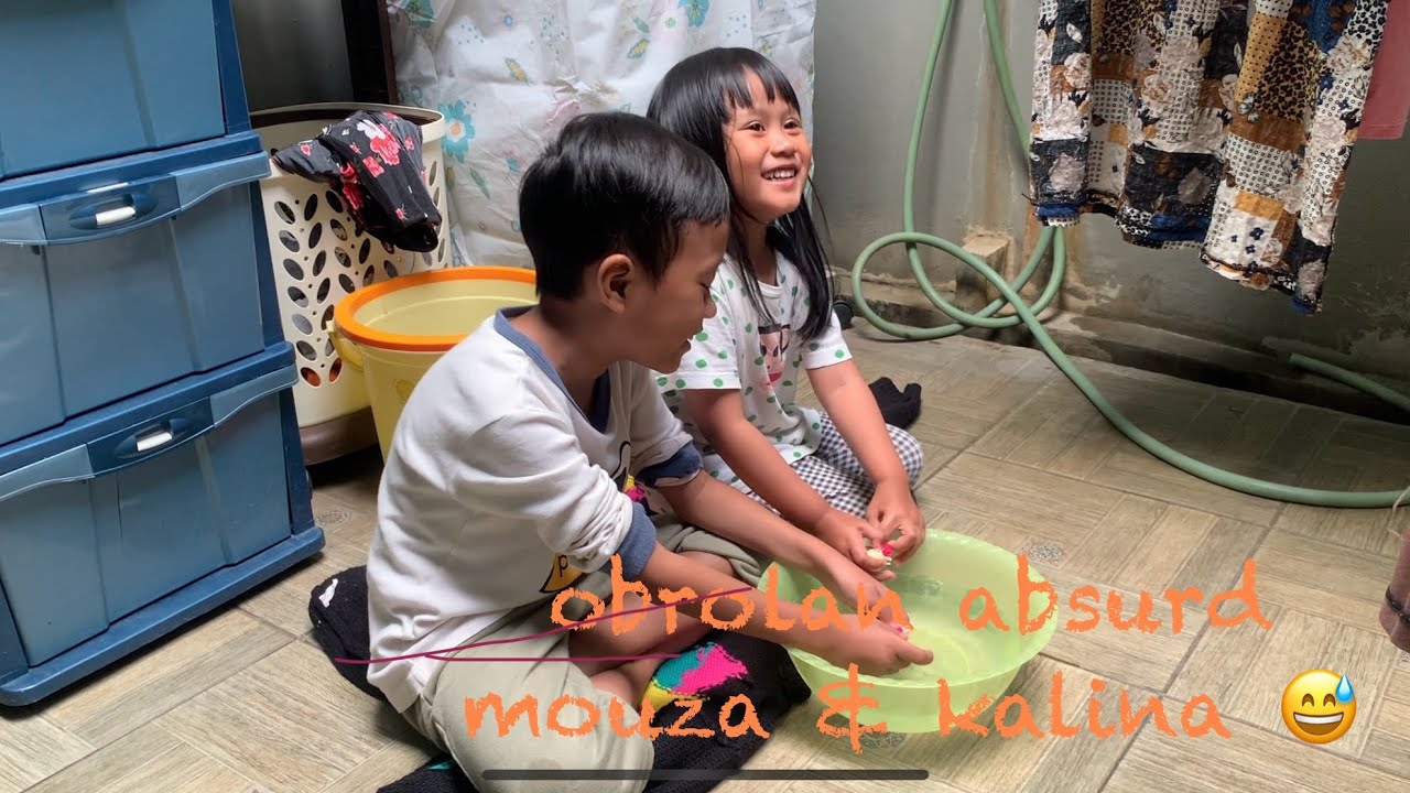 Obrolan absurd Mouza & Kalina - YouTube